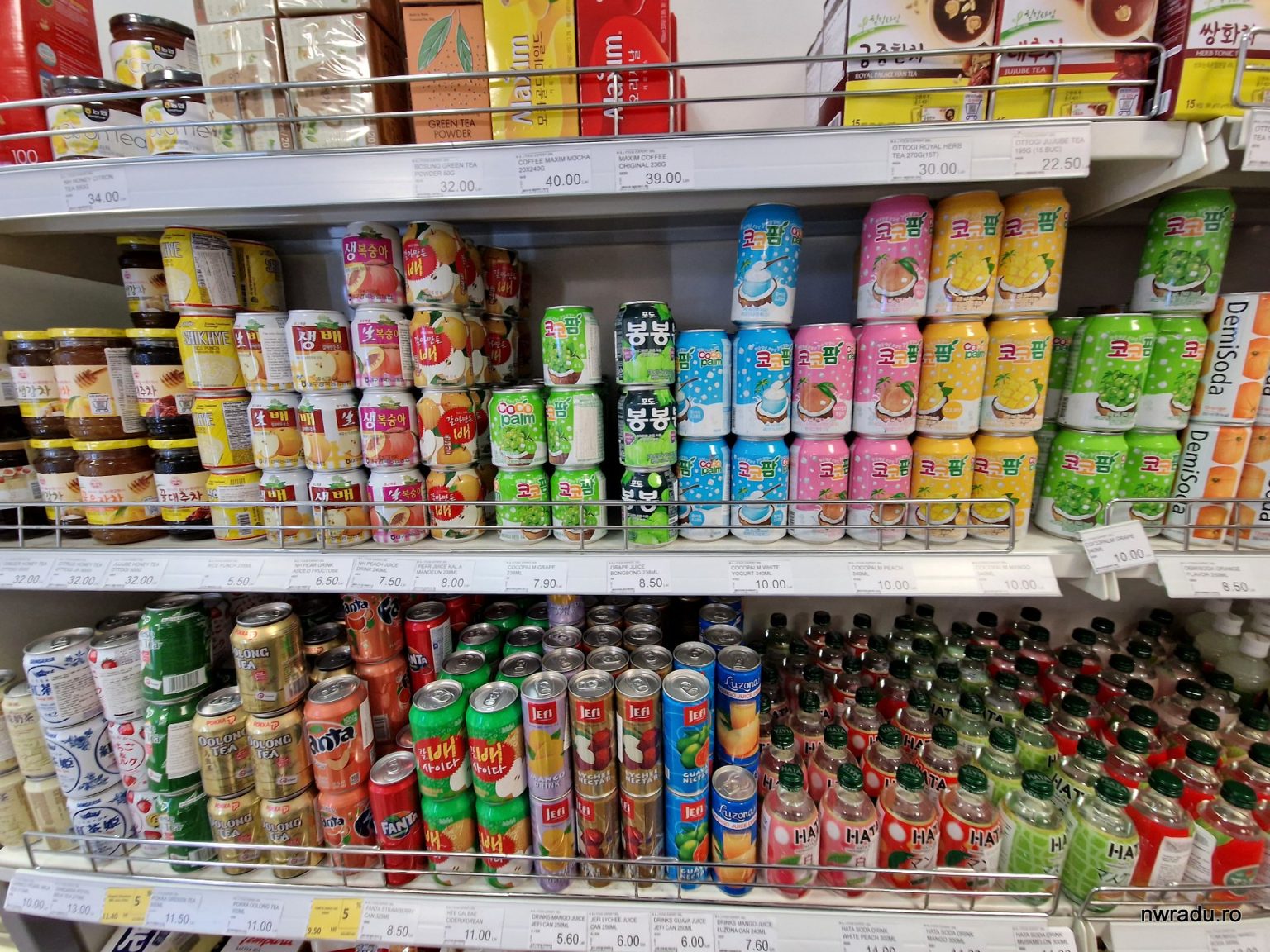 Am mers la KJ Center, magazin cu produse alimentare coreene și japoneze ...